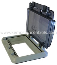 Famatel UK CP-60008 FAMATEL ENCLOSURE, 8 WAY, WHITE, UN-PROTECTED ...