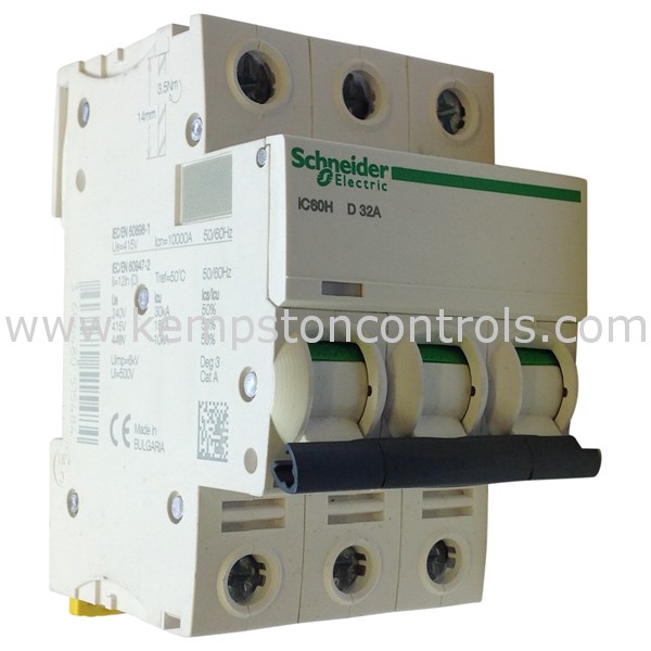 Schneider A9F55332 SCHNEIDER THREE POLE 32A MCB C60H TYPE D | Kempston ...