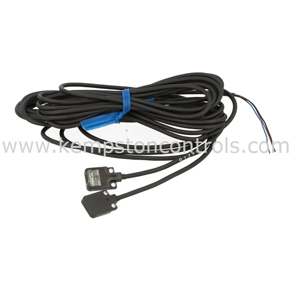 Omron E3T-FT14 2M OMRON PHOTOELECTRIC SENSOR, THROUGH BEAM, 500MM RANGE, PNP DO, 2M CABLE, FLAT ...