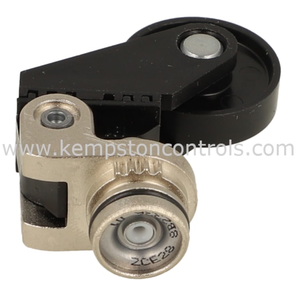 Telemecanique Sensors ZCE28 TELEMECANIQUE ROLLER LEVER | Kempston Controls