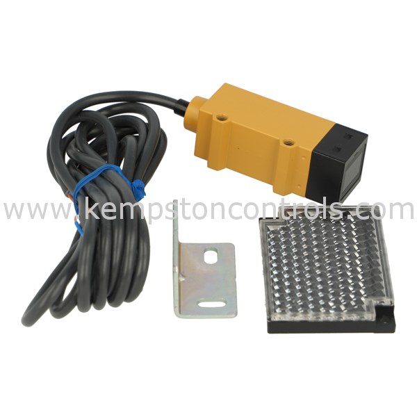 Omron E3S-RS30B4-30 OMRON PHOTOELECTRIC SENSOR, 300MM RANGE, RETROREFLECTIVE, DC, 3-WIRE, PNP ...