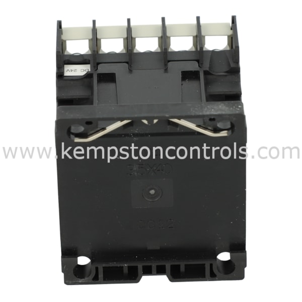 Fuji SK06L-E10 FUJI CONTACTOR 6A 24VDC WITH 1N/O AUX | Kempston Controls
