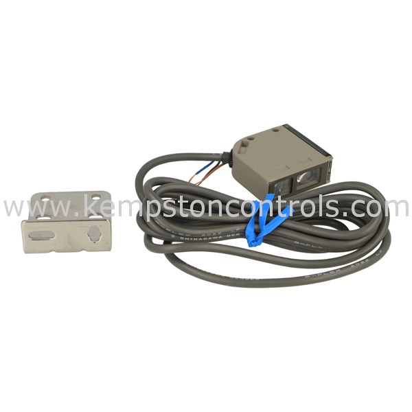 Omron E3S-CL2 OMRON PHOTOELECTRIC SENSOR, 5-500MM RANGE, DISTANCE SETTING BGS, NPN/PNP, 2M CABLE ...
