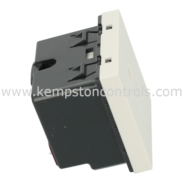 Legrand 572117 LEGRAND 2P +T 15A 127V SHUTTERED WH | Kempston Controls