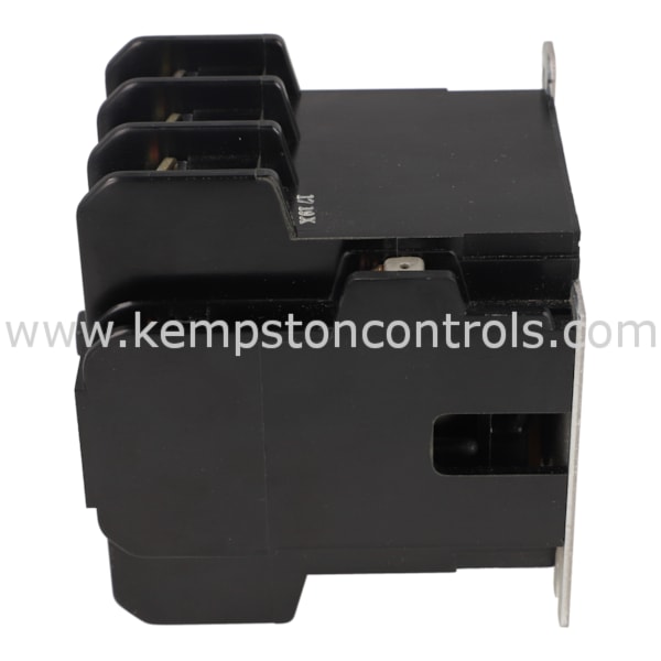 Fuji FMC-4-1A1B/1 FUJI MAGNETIC CONTACTOR, 3 POLE | Kempston Controls